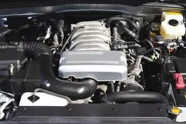 3.4L fırlanma anı xüsusiyyətləri