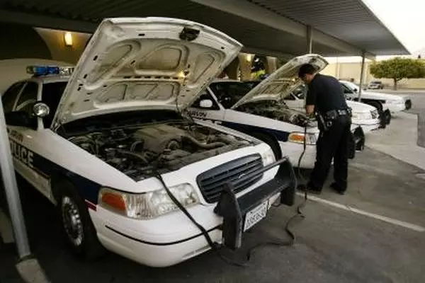 Comment mettre une voiture au point mort lorsque la batterie est déchargée