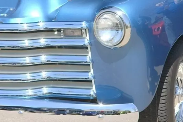 1953 yil Chevy yuk mashinasining texnik xususiyatlari