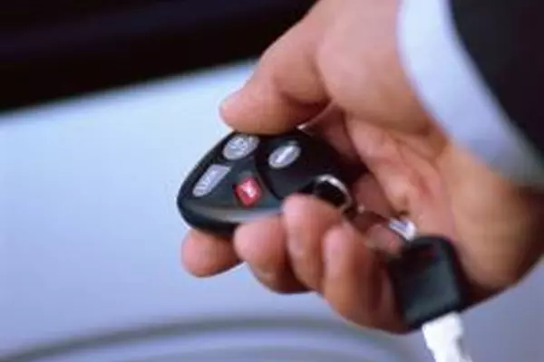 Οδηγίες προγραμματισμού για το Remote Fob σε ένα Acura MDX